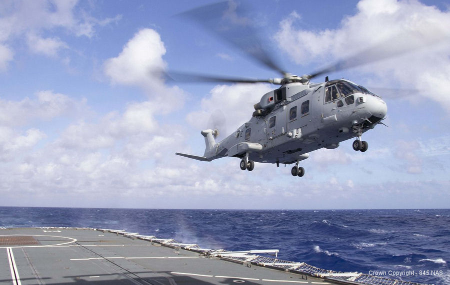 Merlin Commando First Time on Type 23 Frigate