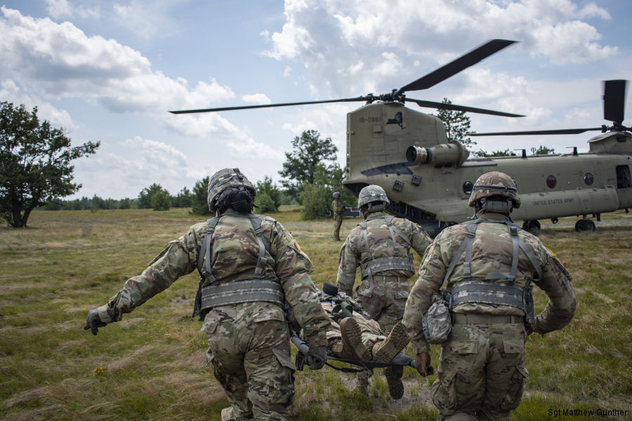 NY Guard Medics Learn Medevac Skills