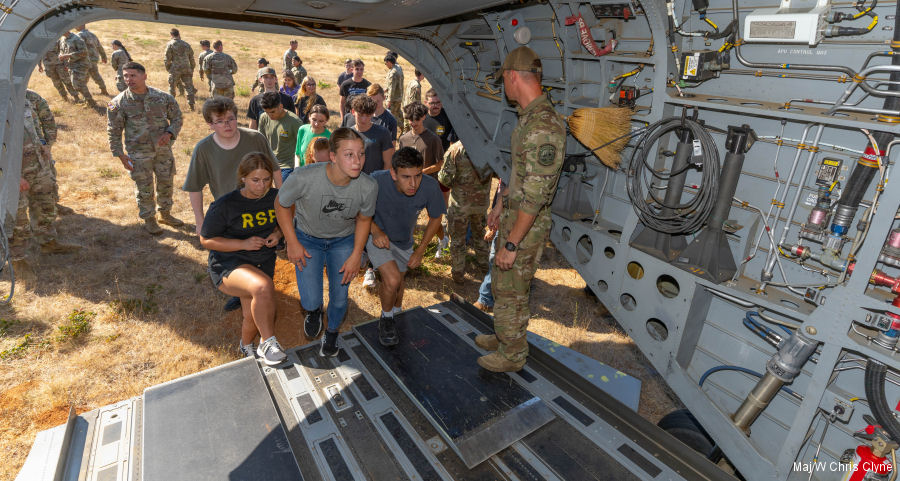 Oregon National Guard in Medical Evacuation Training