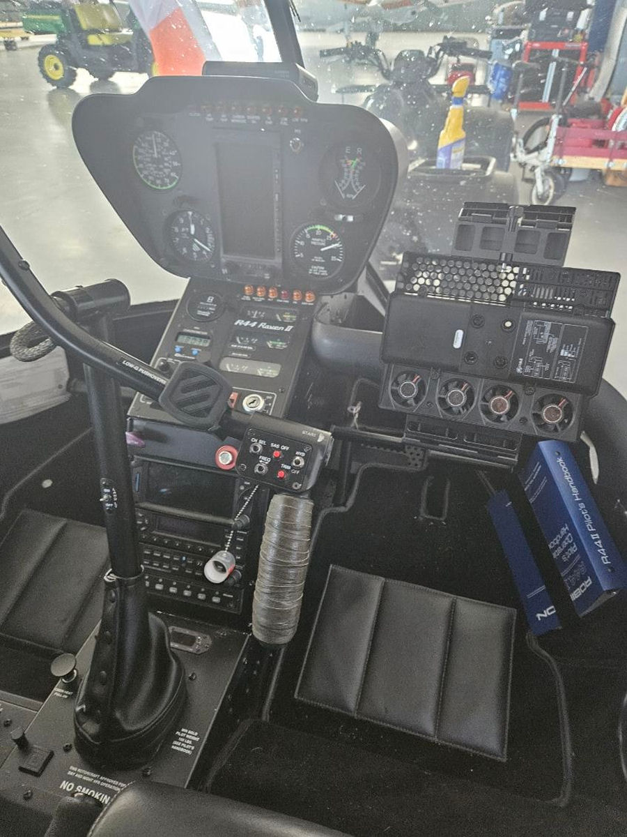 N20LA Robinson R44 II C/N 11699