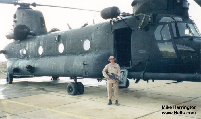 Boeing MH-47D Chinook photos